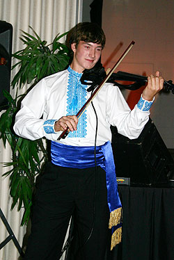 35_male_violinist | Hoosli Ukrainian Male Chorus - Гуслі